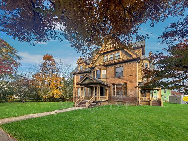 1006 West Fourth Street #8 Williamsport, PA 17701 | One Focus Property ...